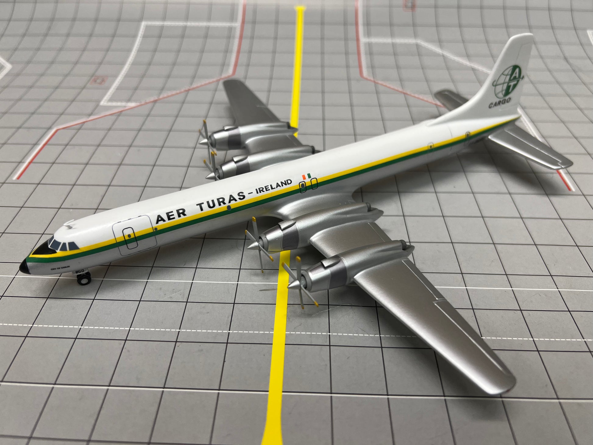 Sky Classics 1:200 Canadair CL-44J "Aer Turas" -MTS Aviation Models