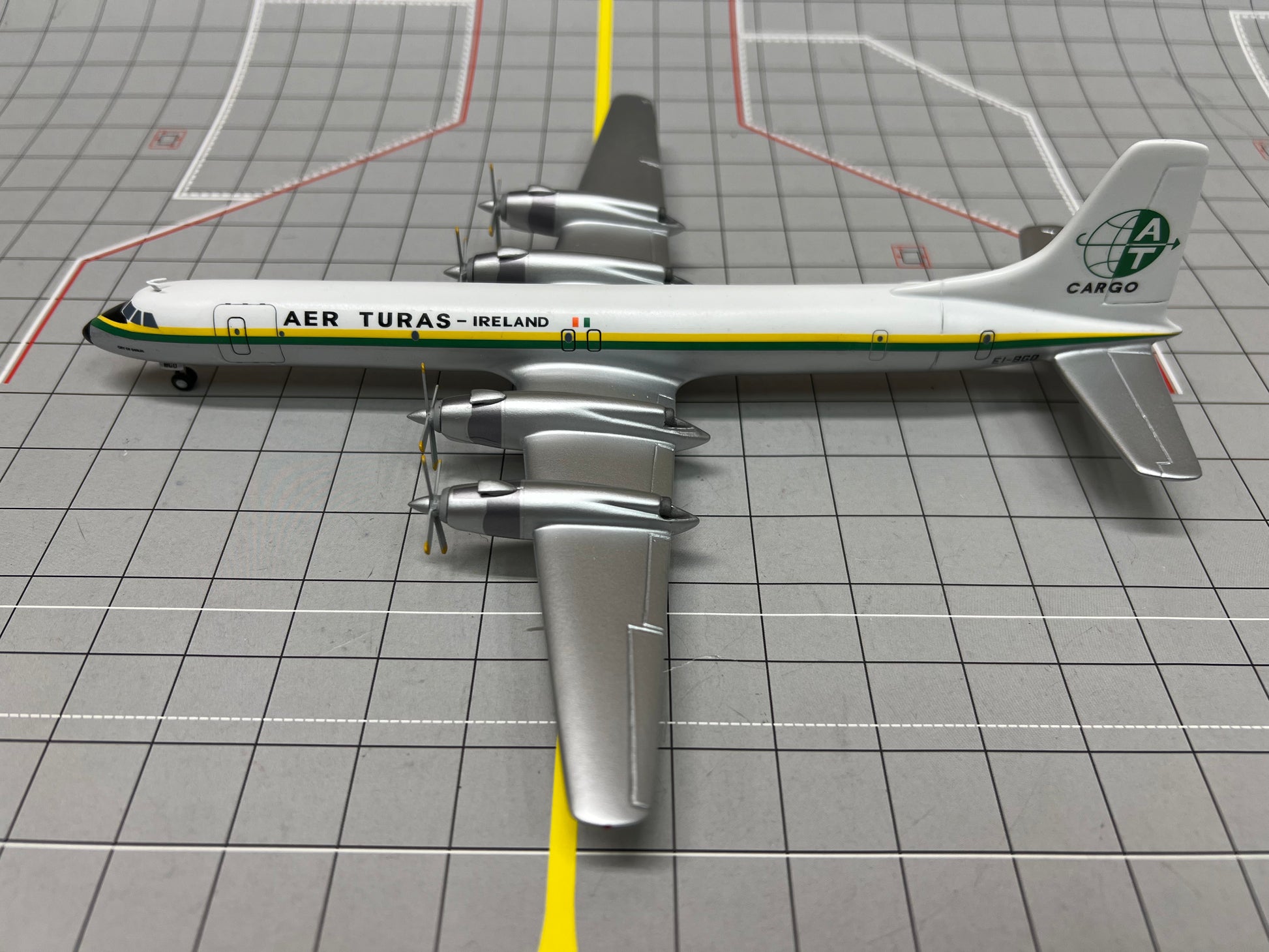 Sky Classics 1:200 Canadair CL-44J "Aer Turas" -MTS Aviation Models