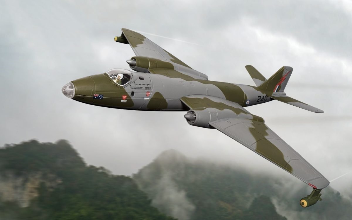 Corgi AA34710 1:72 Canberra B. MK 20 RAAF No. 2 Sqn, Phan Ran Air Base ...