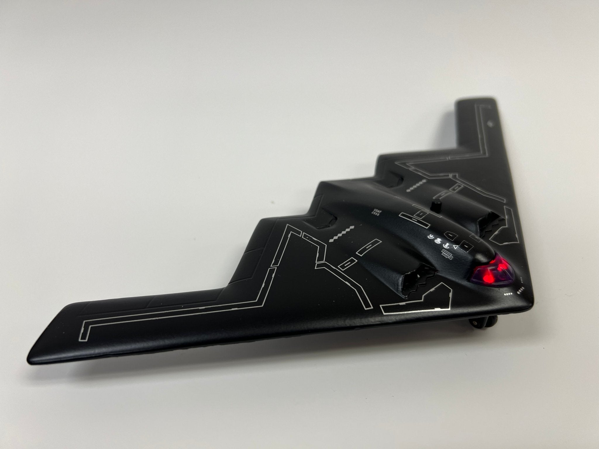 Diecast Pullback Toy B-2 Stealth Bomber USAF 10” with Lights and Sound ...