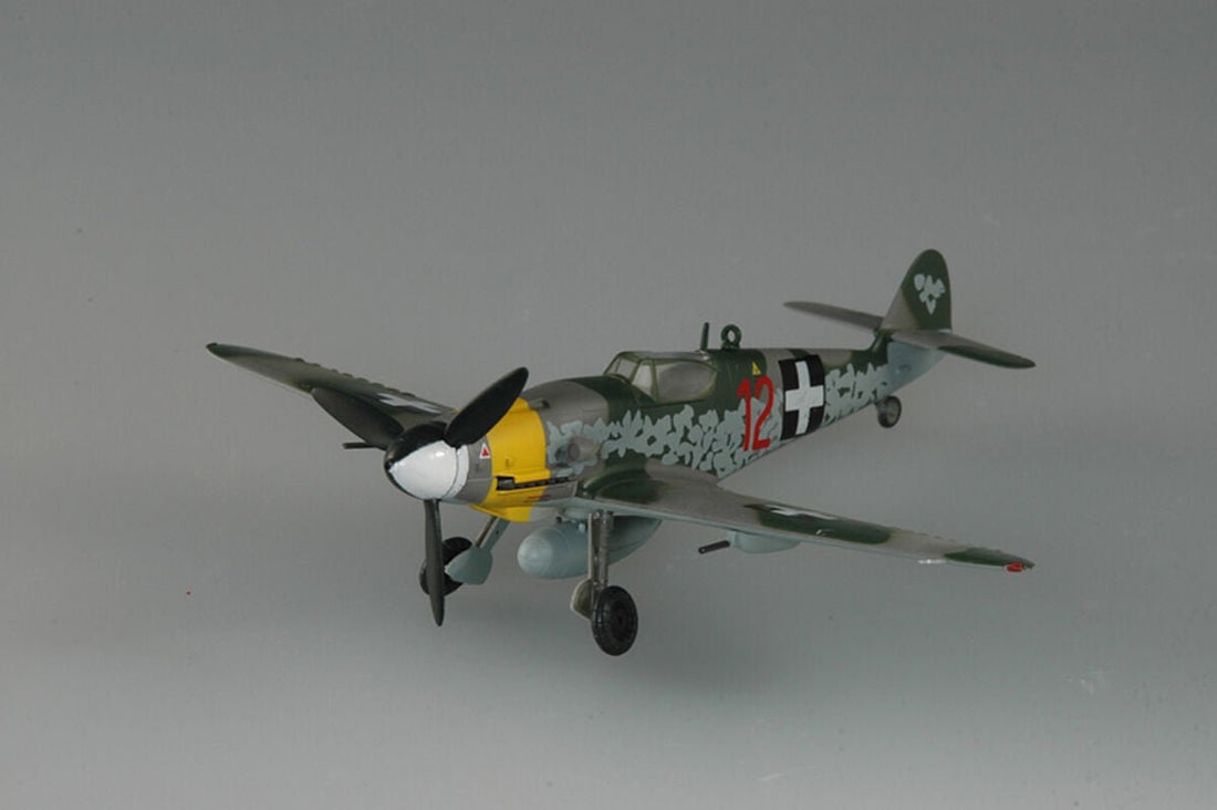 Easy Models 37204 1:72 Messerschmitt Bf 109G Hungarian AF, Red 12, 194 ...
