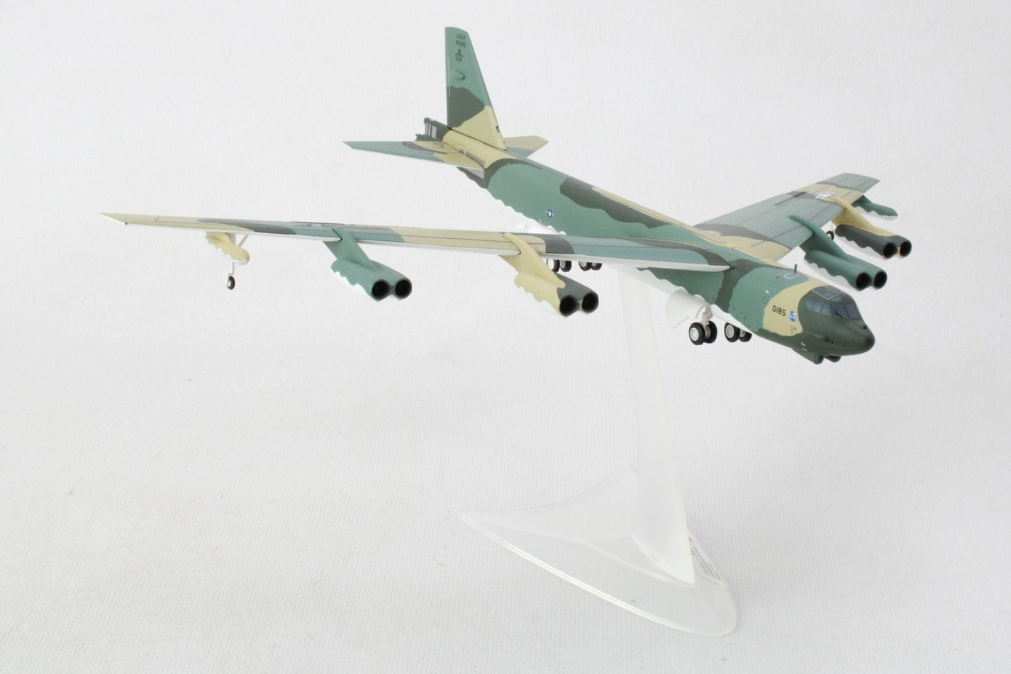 Herpa Wings 572767 1:200 USAF B-52G 596th Bomber Squadron, 2nd Bomb ...