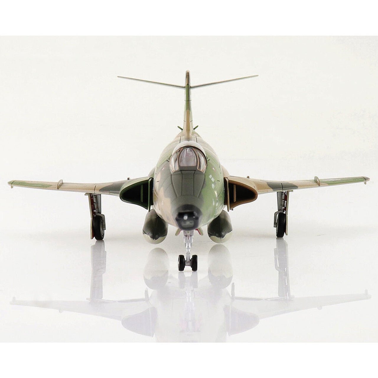Hobby Master HA9351 1:72 RF-101C Voodoo "Gerry's Clown" AF56-176, 45th ...