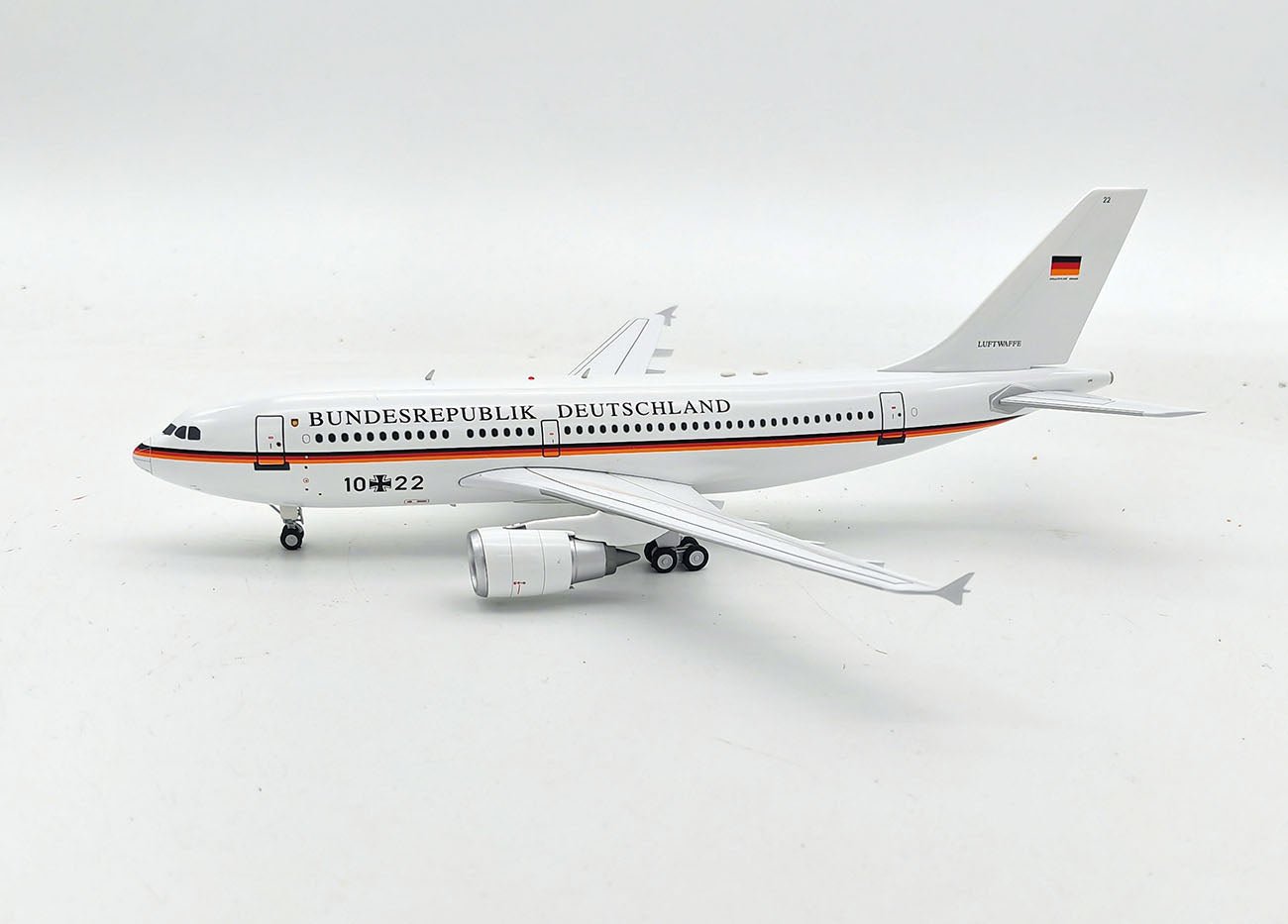 Inflight IF310GAF1022 1:200 German Air Force Airbus A310-304 1022-MTS ...