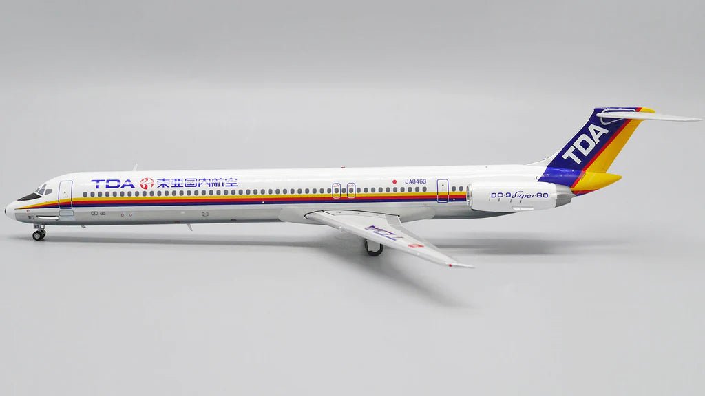 JC Wings EW2M81003 1:200 TDA McDonnell Douglas MD-81 JA8469 -MTS ...