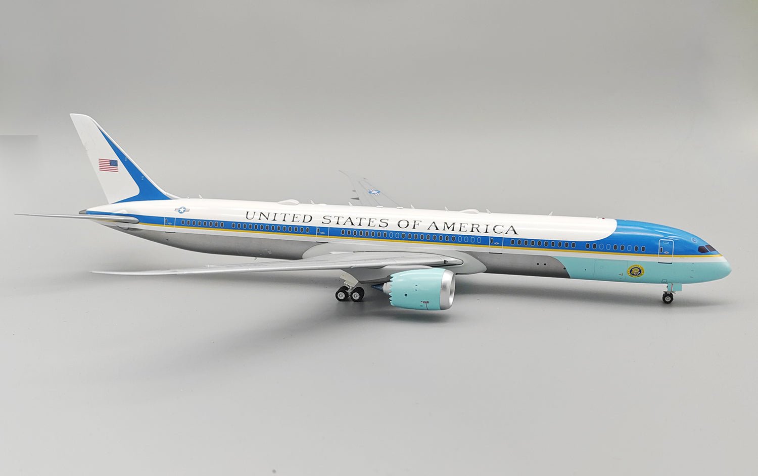 B-Models B-USAF-78X-001P 1:200 United States of America Boeing 787-10 ...