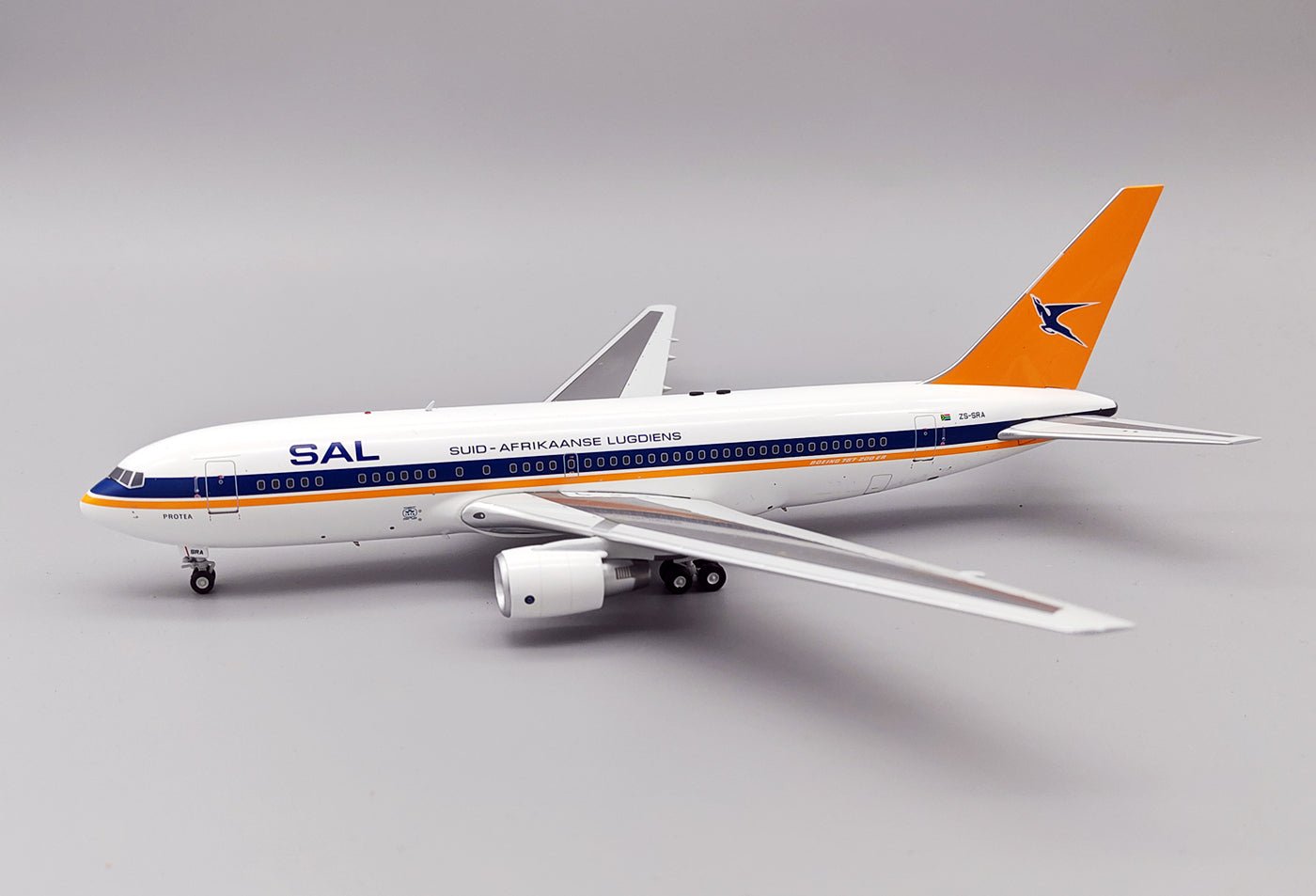 InFlight200 IF762SA0625 South African Airways 767-2B1/ER ZS-SRA – MTS ...