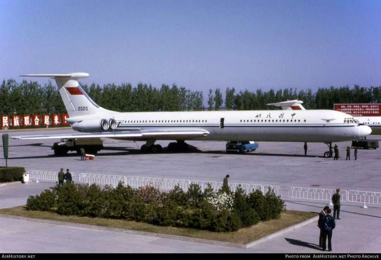 PPhoenix 12016 1:400 CAAC Il-62 2020 – MTS Aviation Models