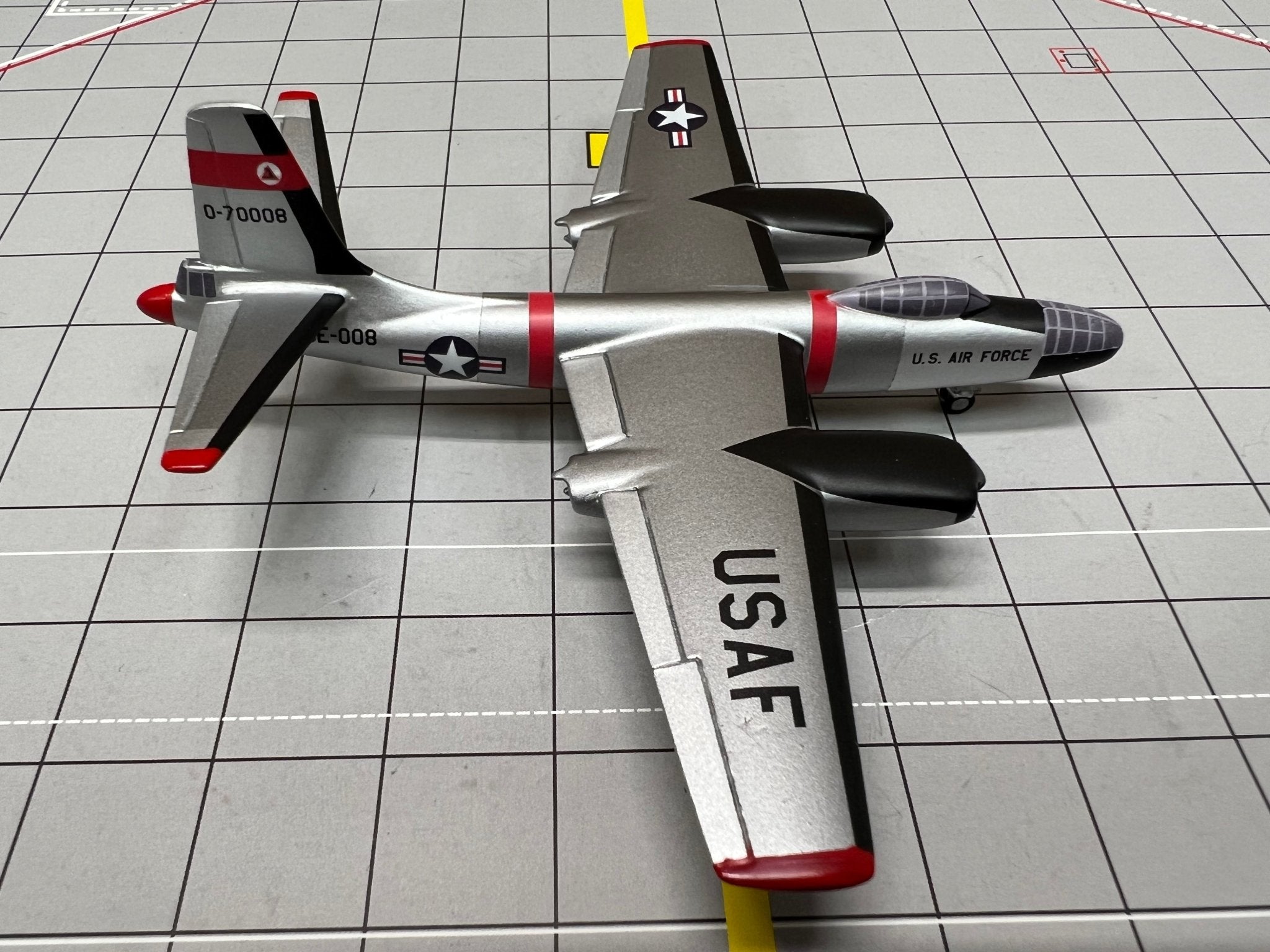 Sky Classics 1:200 EDB-45A Tornado USAF Drone, Edwards AFB - MTS ...